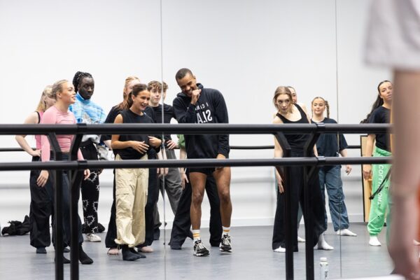 Master Musical Theatre Dance: Storytelling Through Movement