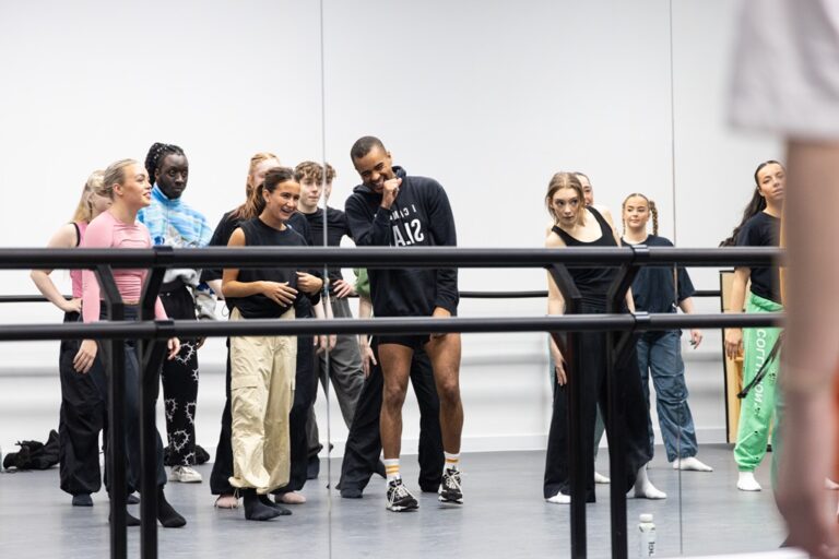 Master Musical Theatre Dance: Storytelling Through Movement