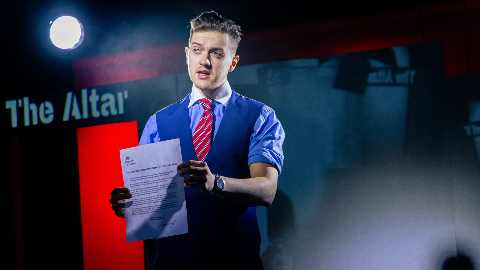 Behind The Curtains: Exploring The World Of Backstage Theatre | Italia ...